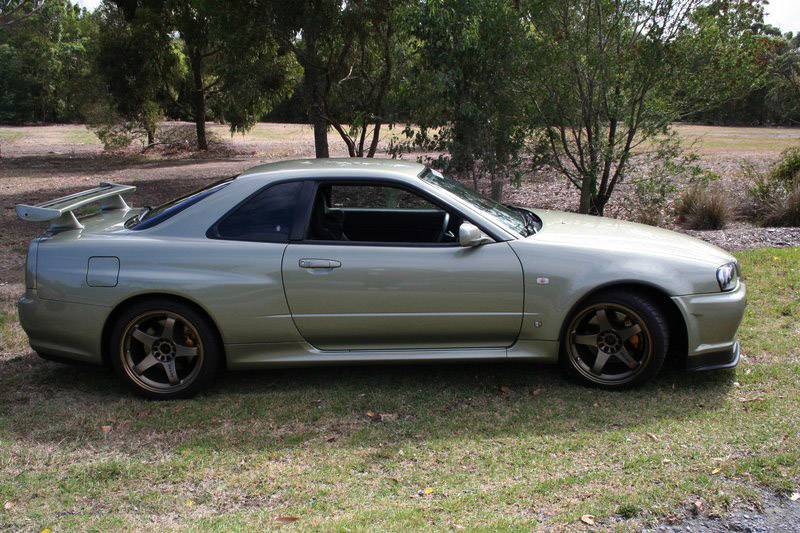 RARE GT-R V-Spec II NUR Edition 1/1000