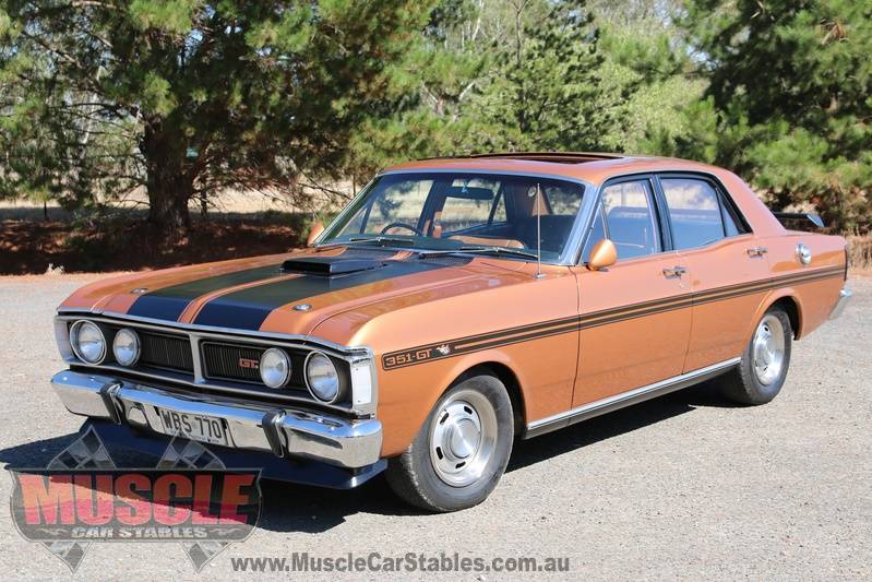 XY GT - Factory fitted windback sunroof