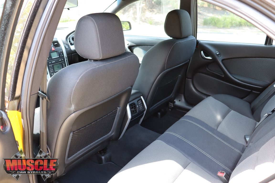 2005 HSV VZ Clubsport Specifications and Features