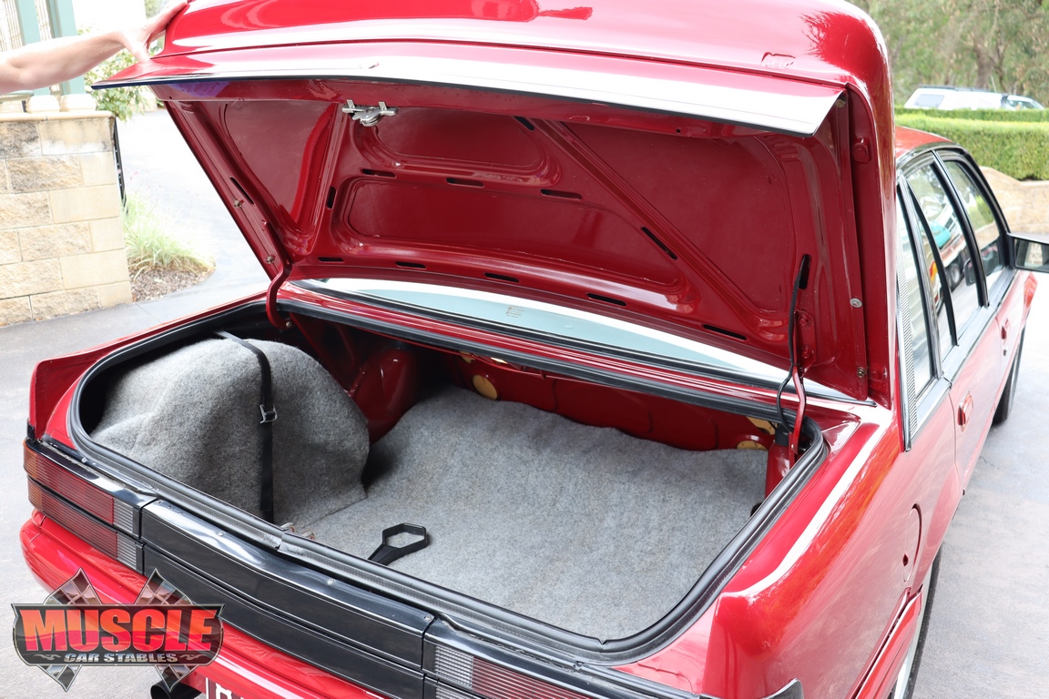 1986 HDT VL Group A - Build 081